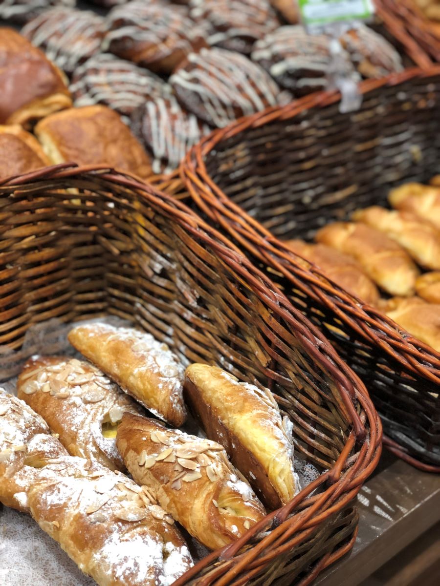 La Comer in Fluvial, The Best Grocery in Town - lyfe abroad