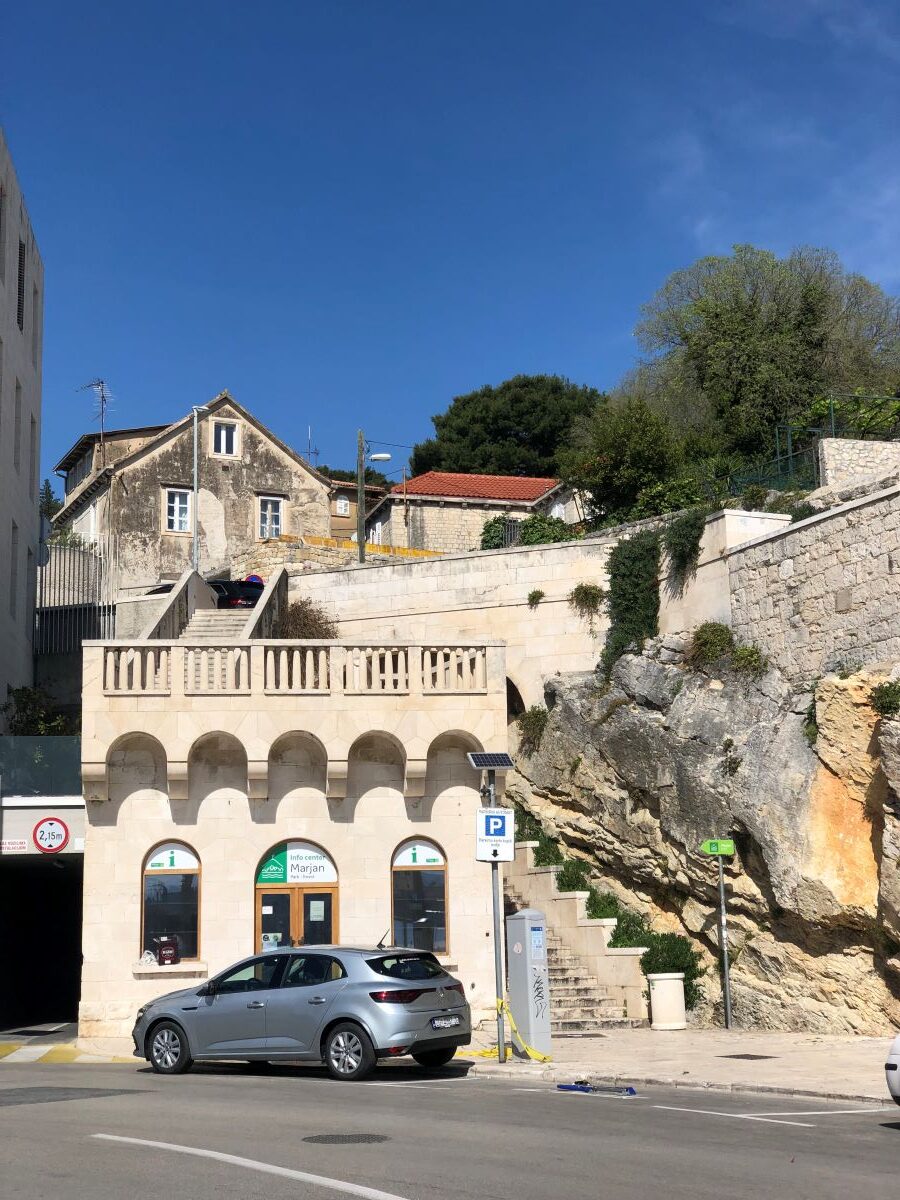 Hiking in Beautiful Marjan Park - lyfe abroad