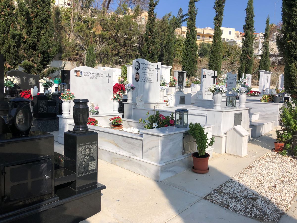 The Derelict Ottoman Cemetery & Paphos - lyfe abroad