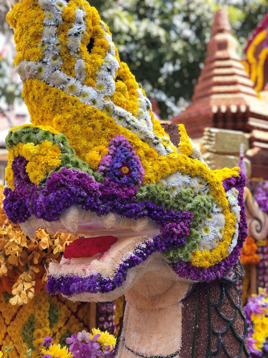 The Amazing Chiang Mai Flower Parade - lyfe abroad