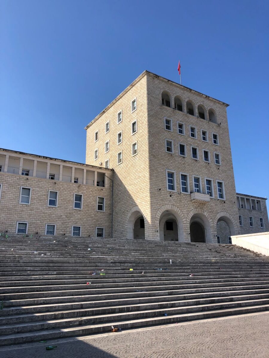 build poly - lyfe abroad